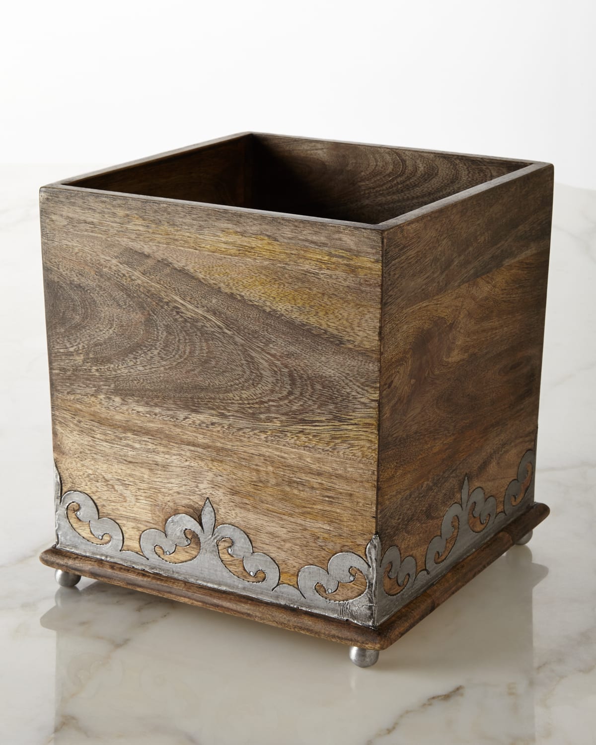 G G Collection Heritage Collection Vanity Accessories & Matching Items ...