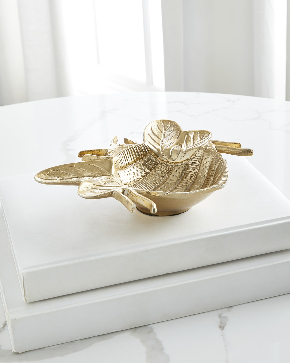 John-Richard Collection Petite Bee Bowl Collection & Matching Items ...