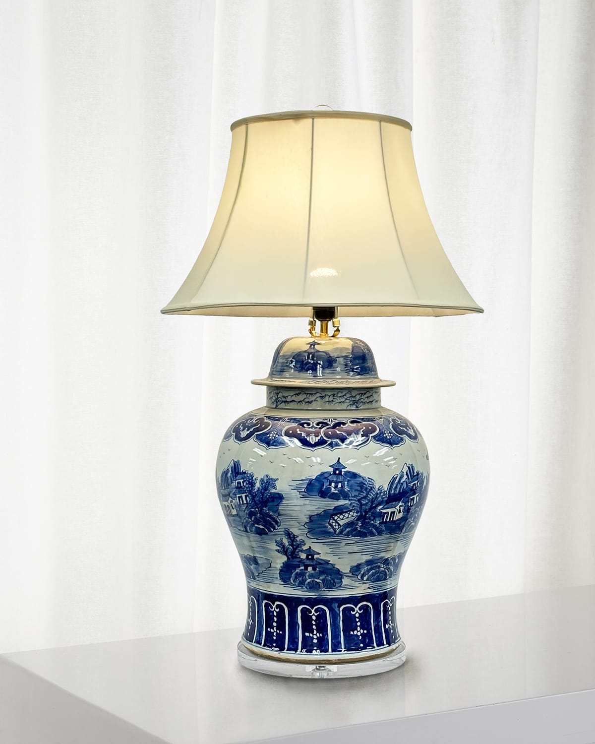 Winward Home Chinoiserie Ceramic Jar Lamp | Horchow
