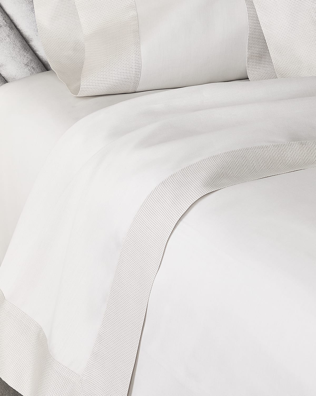 Sferra Carlotta Fitted Sheet QUEEN Horchow