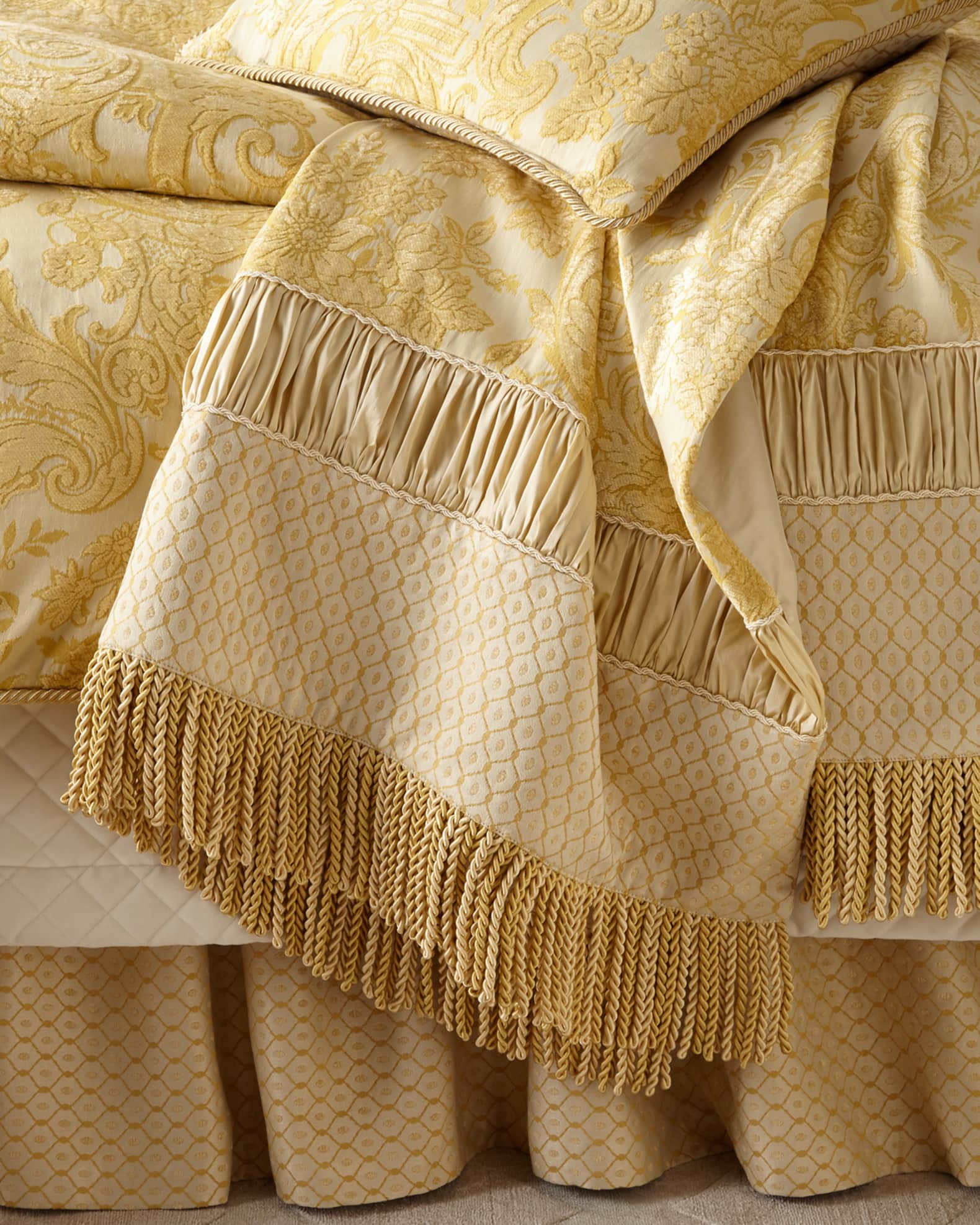 Designer Blankets & Luxury Throws | Horchow