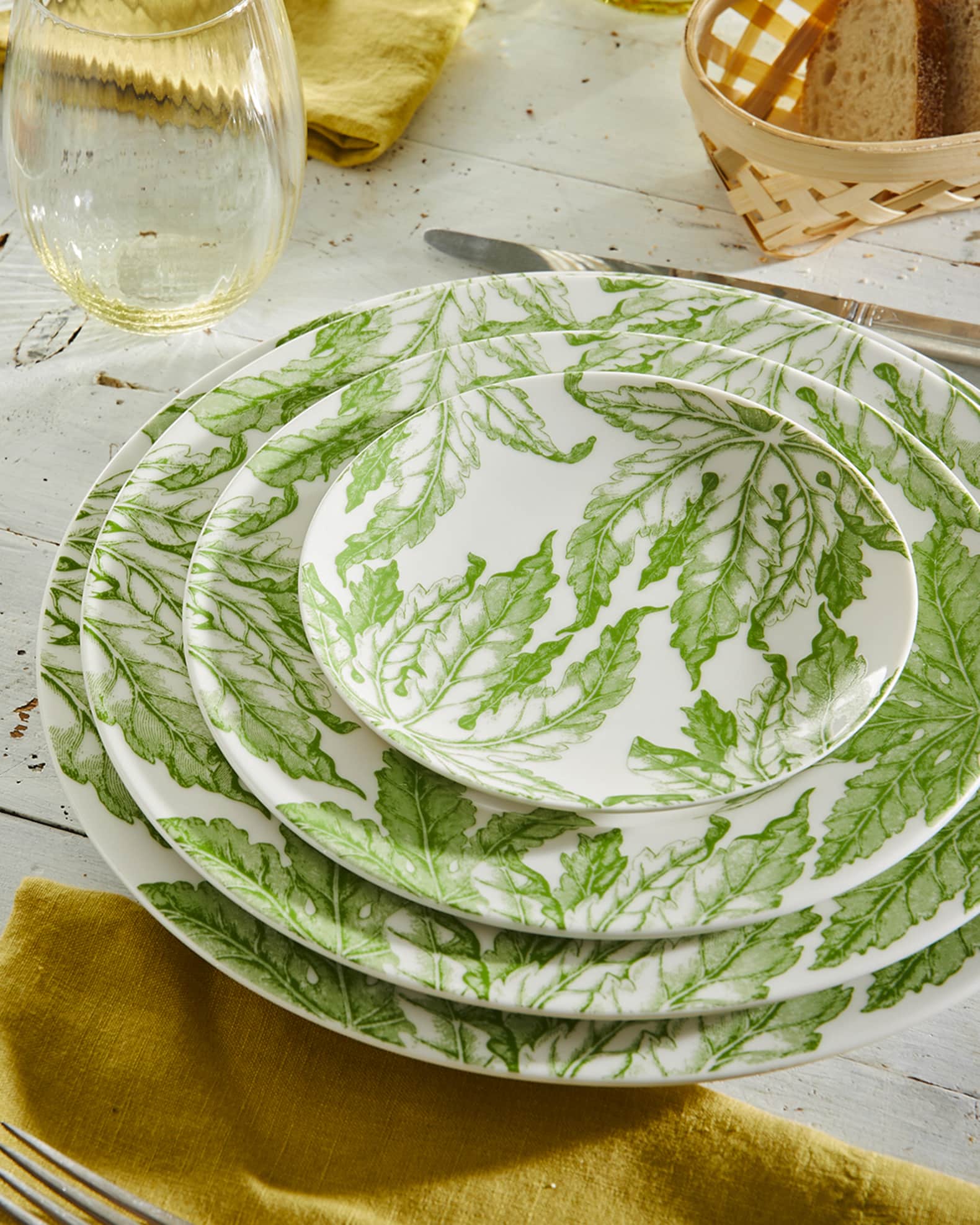 Caskata Freya Rimmed Dinner Plates - Set of 4 | Horchow